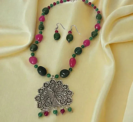 Green Mica - Red Margaj Necklace Set
