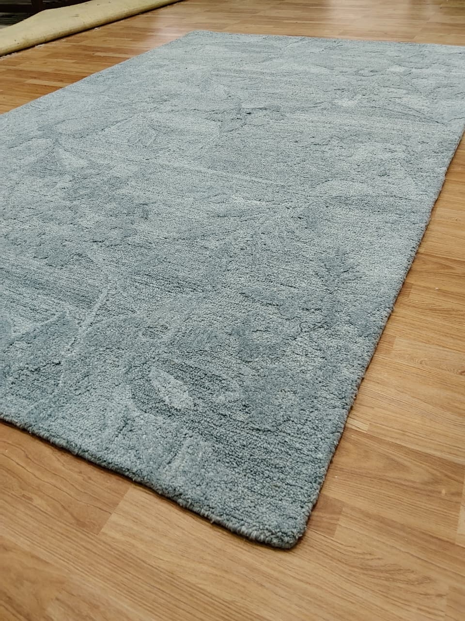 Handmade Tufted Area Rug | Modern Soft Plush Carpet